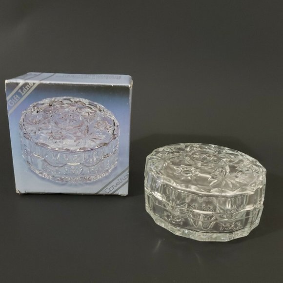 Covetro | Accents | Covetro Star Glass Candy Dish Ashtray Jewelry Case ...